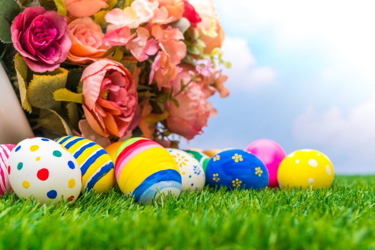 Easy DIY Easter Egg Fun with Little Ones - Modern Mama