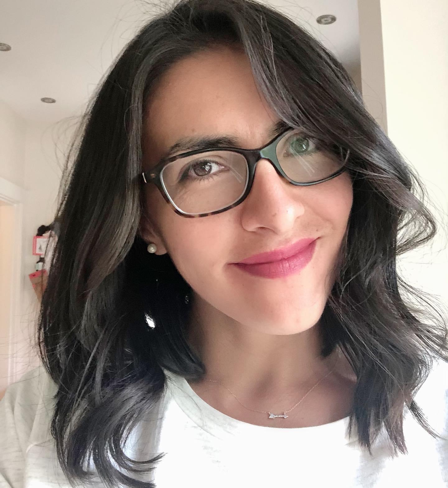 How Does She Do It?. . . with Isabel Fry - Modern Mama