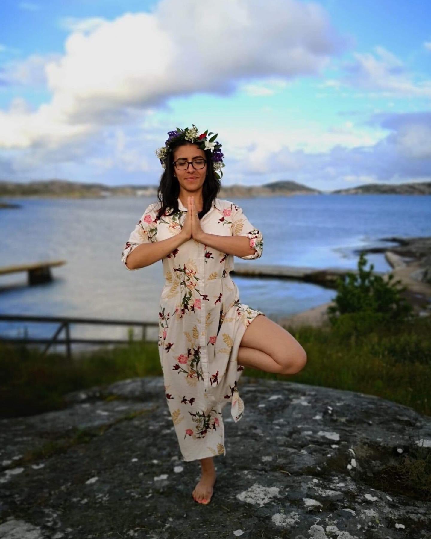 How Does She Do It?. . . with Isabel Fry - Modern Mama