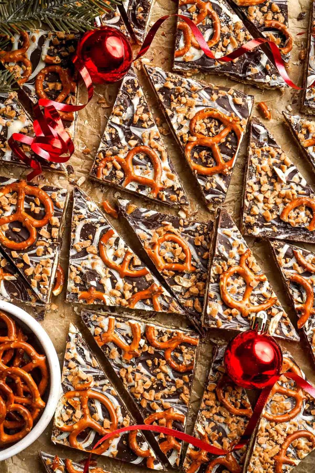 20 Festive Christmas Desserts Your Guests Will Enjoy - Modern Mama
